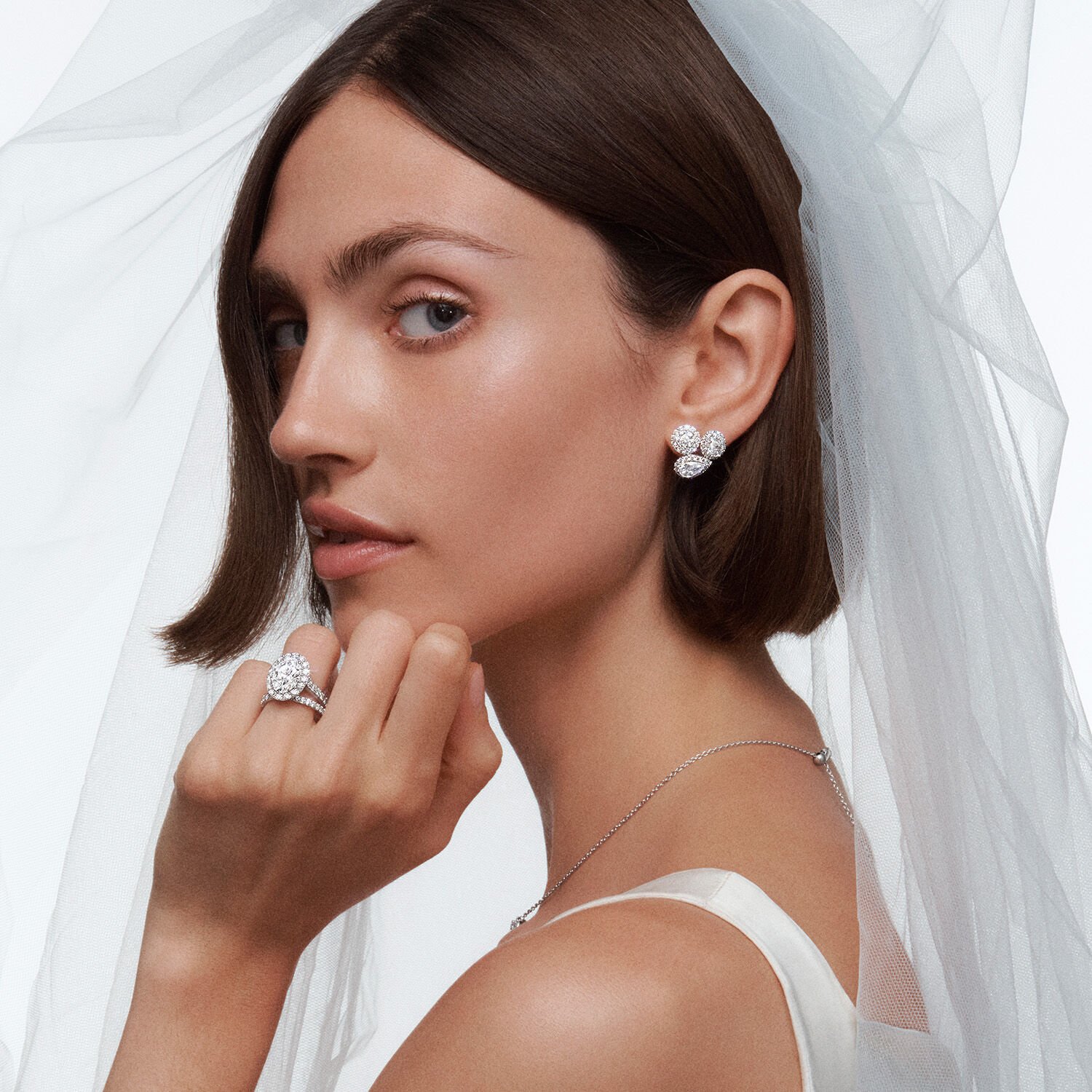 Bridal Guides | How to Buy Your Perfect Diamond | Graff
